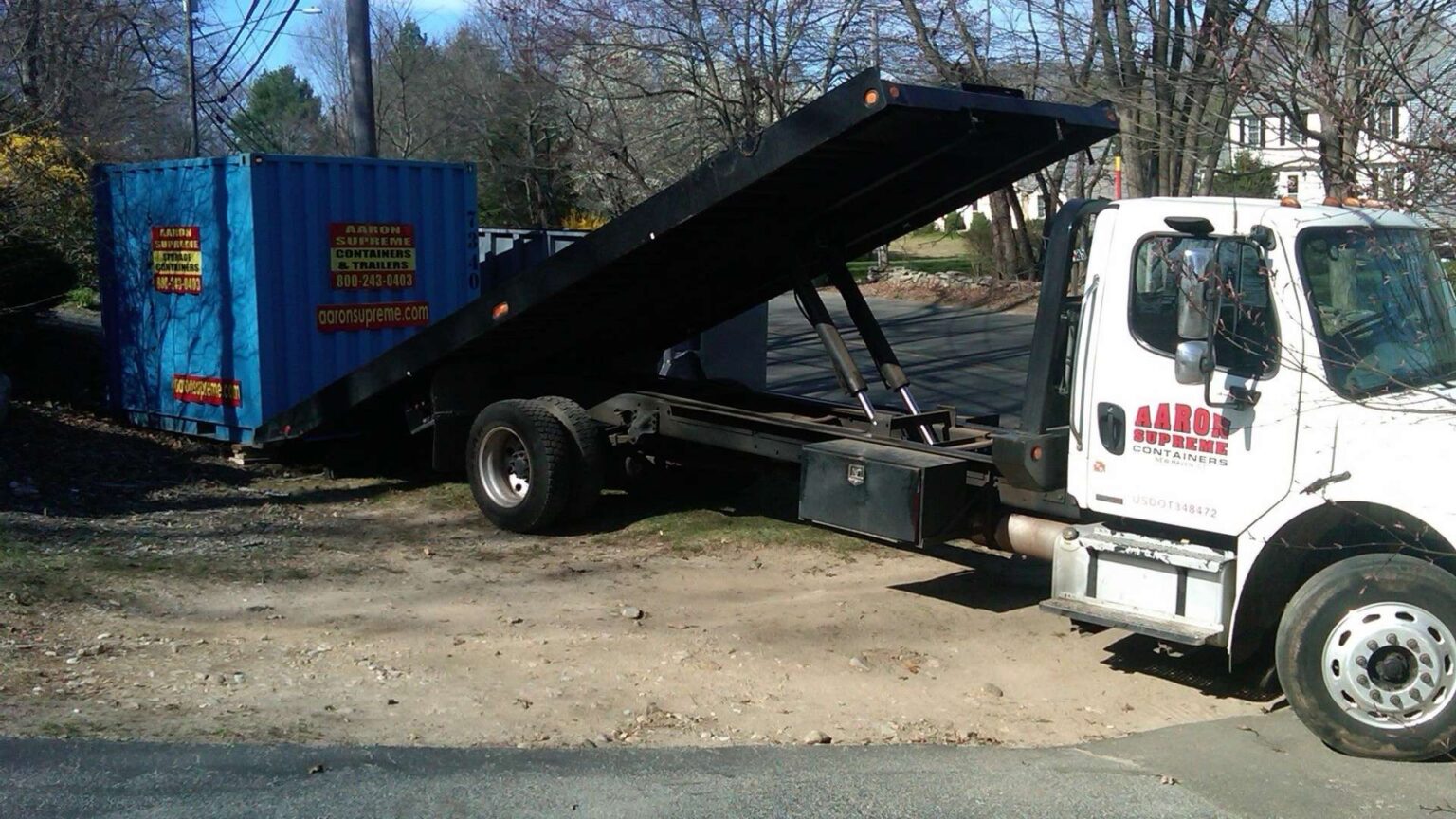 3 Types of Shipping Container Trucks and Why They Matter